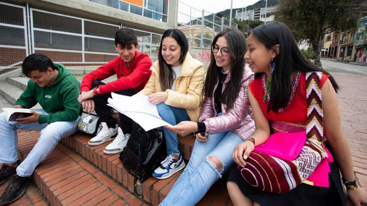 ¿Cómo renovar su crédito Icetex para el segundo semestre de 2025 ...