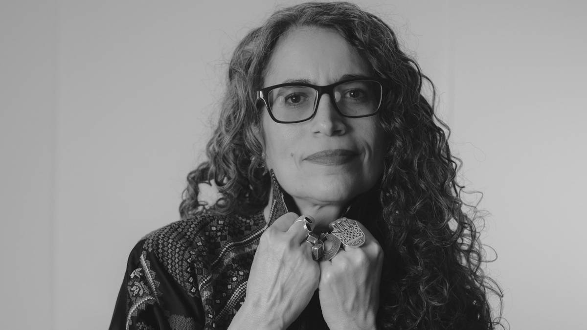 Dima Khatib: La complicidad de los medios en el genocidio palestino y ...