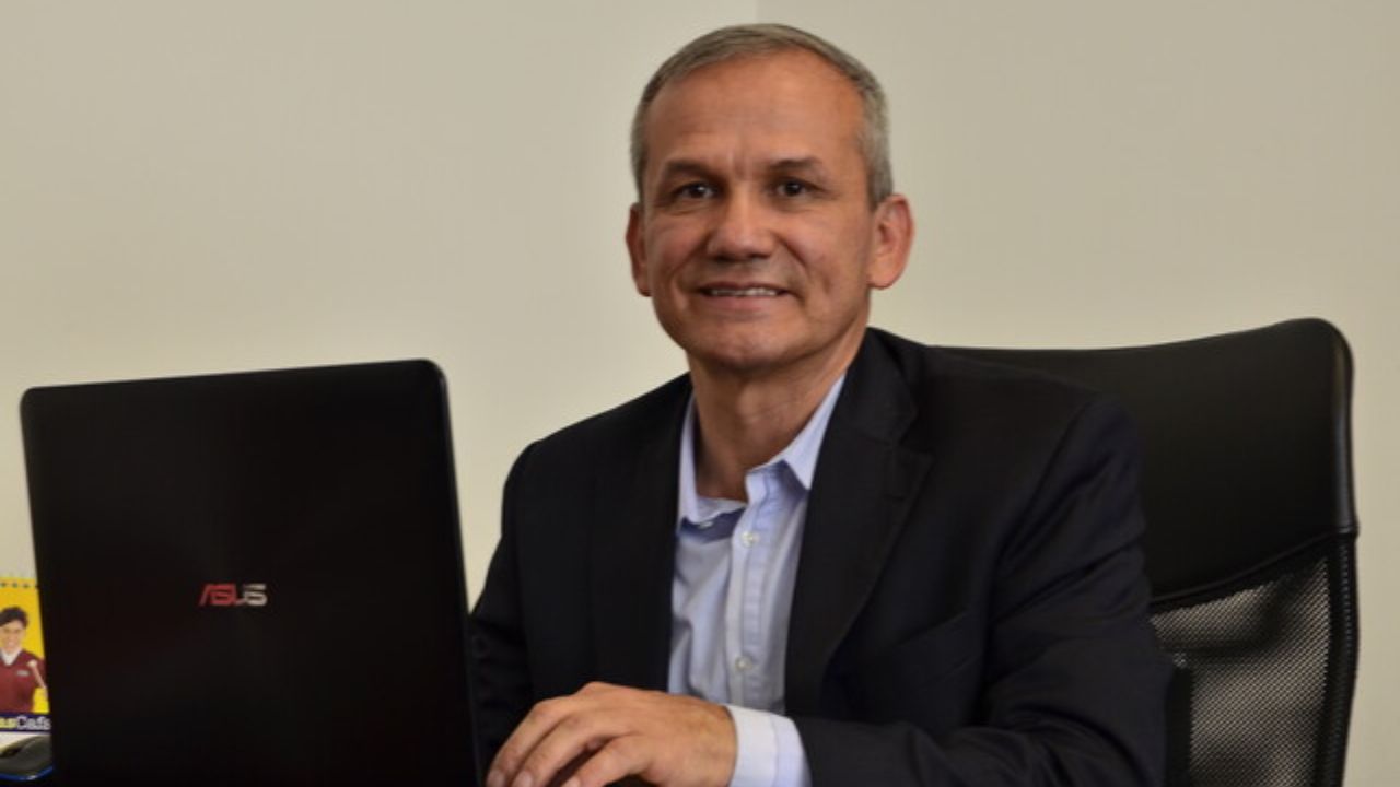 Embajada de Colombia aclara participación de Carlos Ramón González en ...