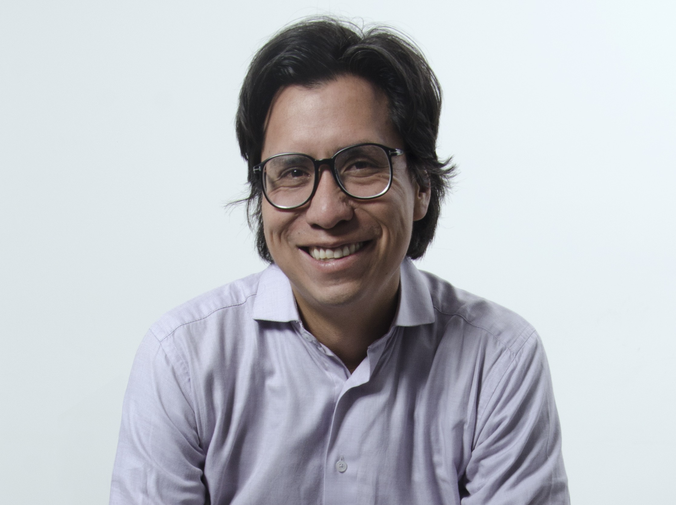 Jorge Luis Vaca, un artista al servicio de la memoria