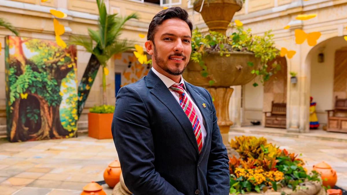 Gobierno habla de “discriminación” en demandas contra la ministra Juan Carlos Florián: “No se ...