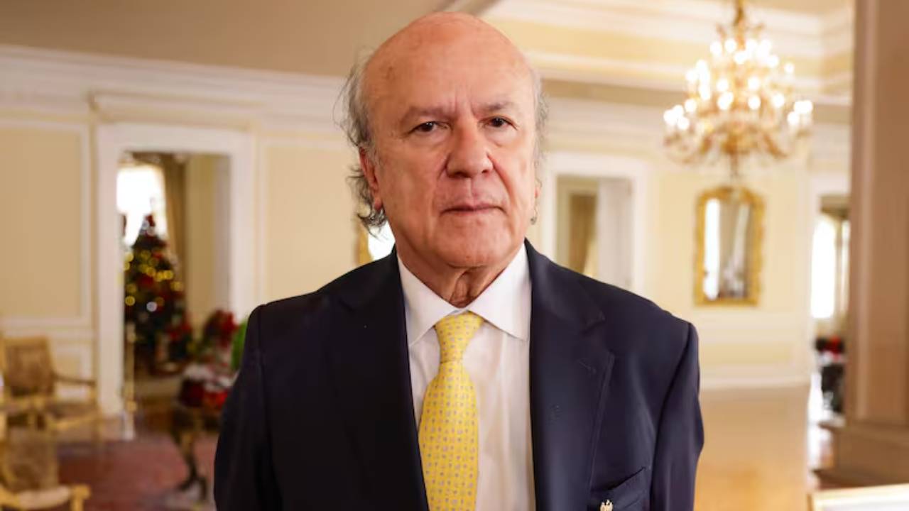 ¿Quién es Andrés Idárraga? El nuevo encargado del Ministerio de ...