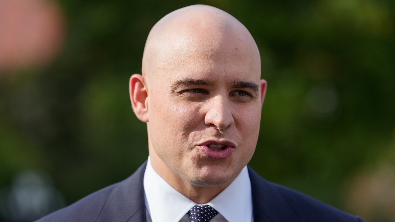 ‘Bernie’ Moreno y James Blair: quiénes están detrás del documento con ...