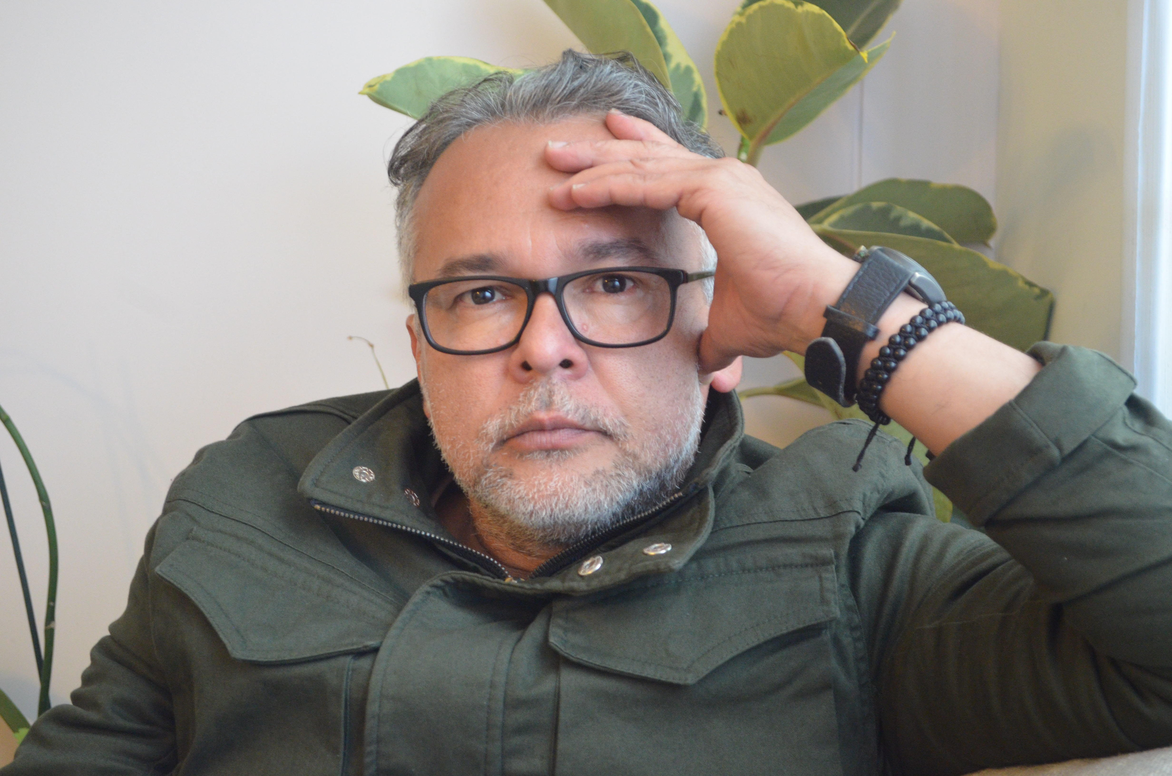 'Se reedita ‘Barrio Bomba’, novela de John Jairo Junieles